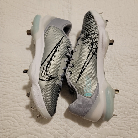 Nike | Shoes | Nike Force Zoom Trout 7 Pro Baseball Cleats Metals Gray ...